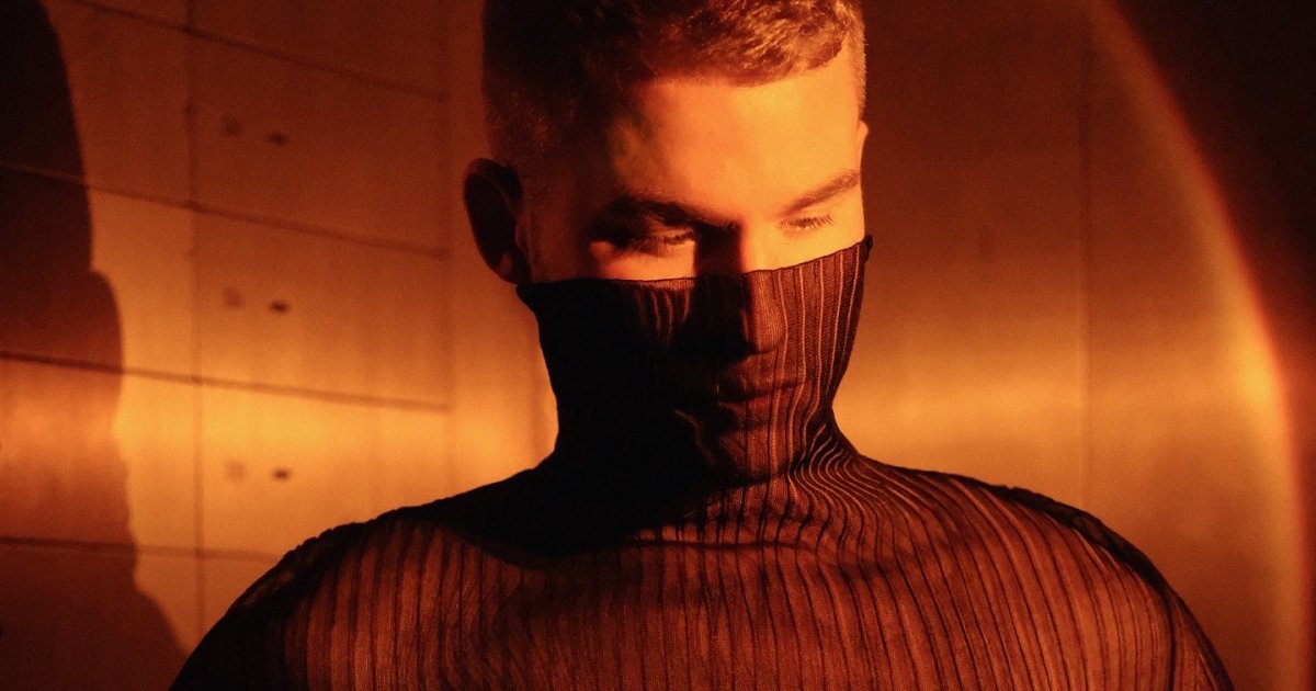 John Riot - Naughty Boy